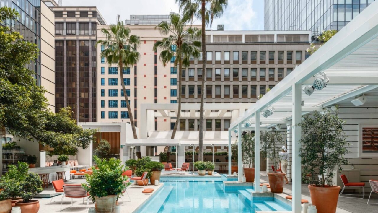 50+ Best Nightclubs in Sydney for Dancing & Drinks