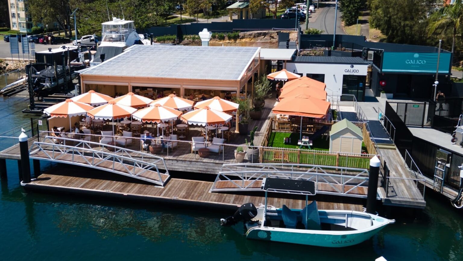 Le Grounds of Alexandria a ouvert un café au bord de l'eau à Cronulla ...
