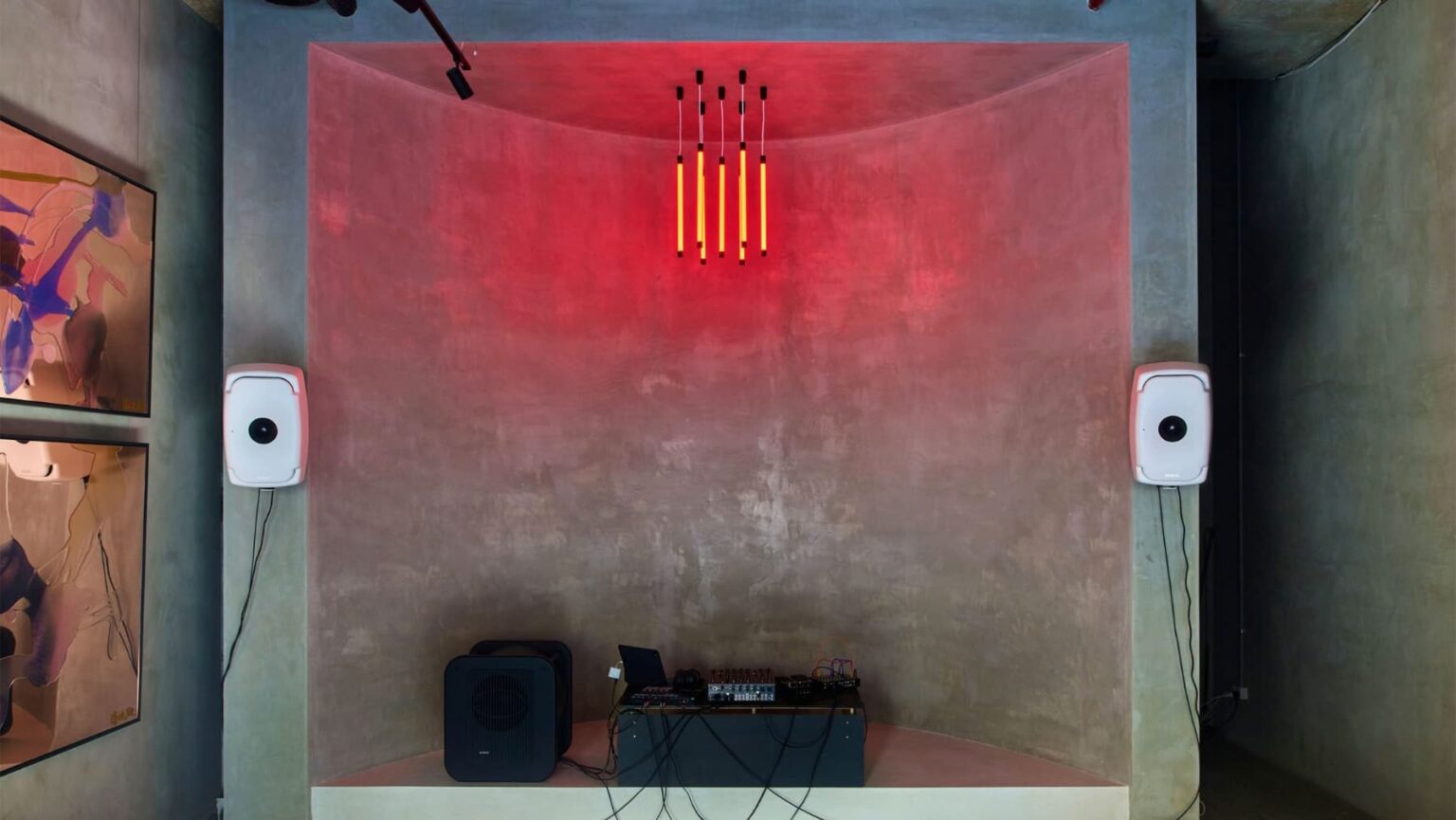 Vicki Lee Gallery is a new multi-sensory art space for Potts Point ...