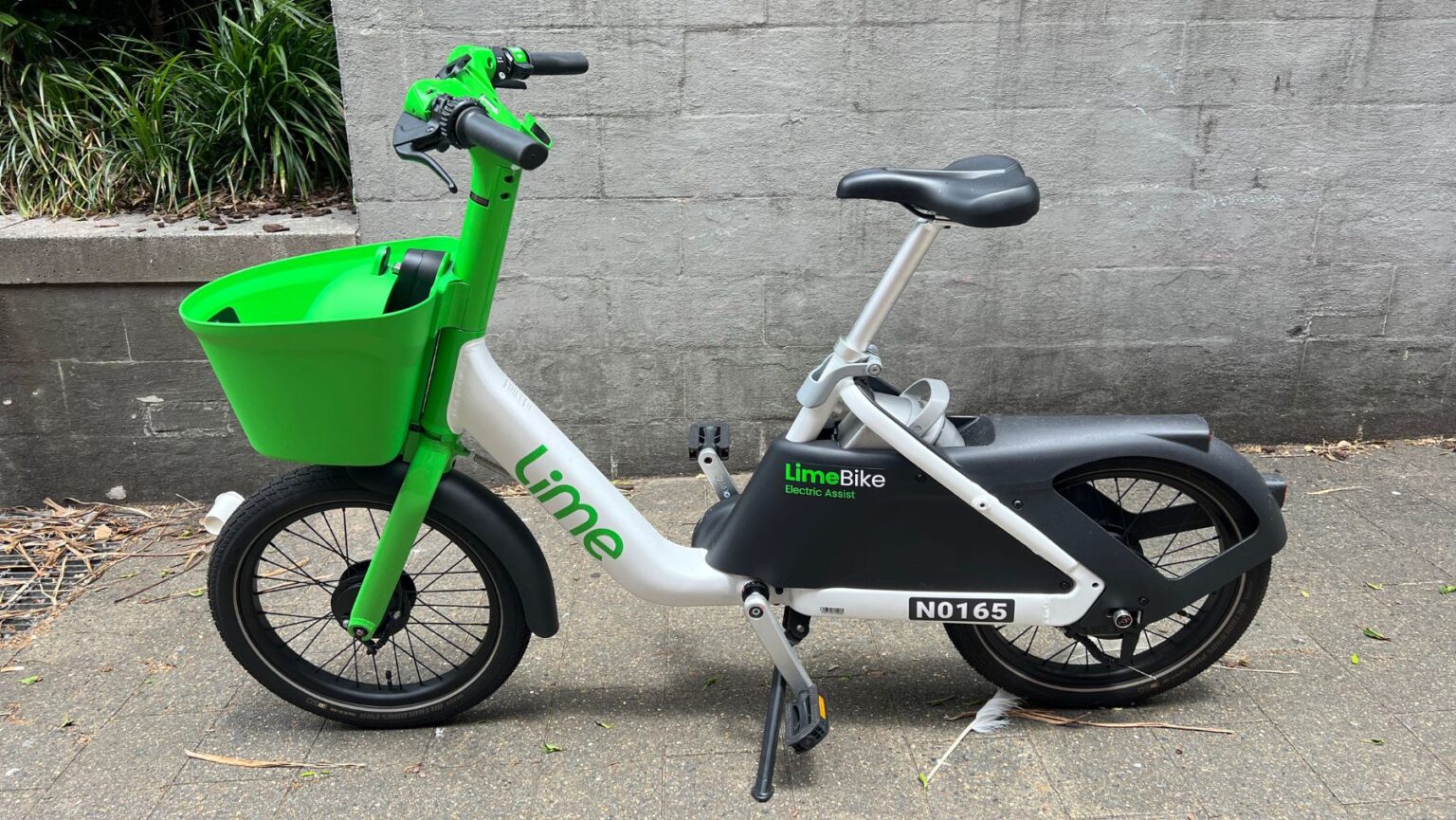 New LimeBike hits Sydney- here's what they're like - Sydney Travel Guide